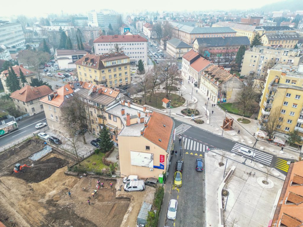 Arheološke raziskave na Rimski – Aškerčevi v Ljubljani – Skupina Stik